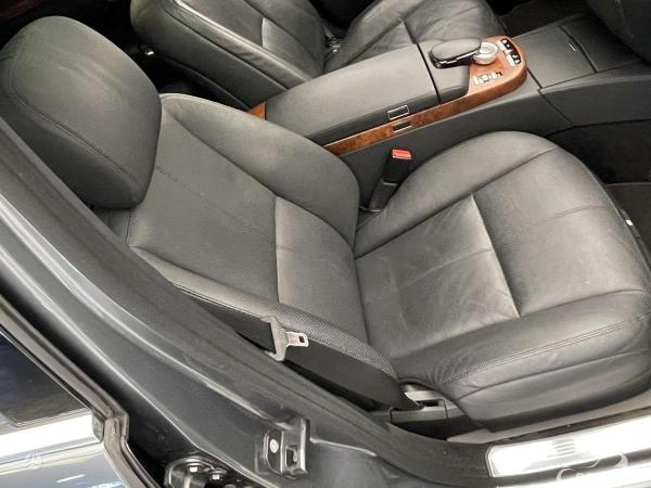 Grey Mercedes-Benz S 450 2007 in Vilnius, with an engine capacity of 4.66 L and mileage of 211 thousand km for 7400 €, photo 6 on AUTOMOTO.COM.LV