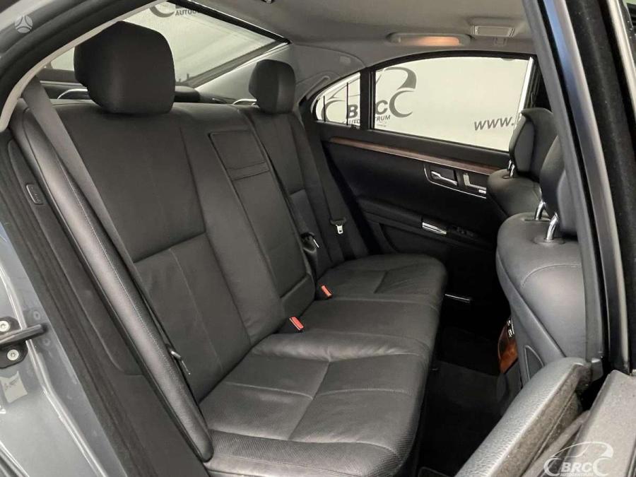 Pelēks Mercedes-Benz S 450 2007 Viļņa, ar dzinēja tilpumu 4.66 L un nobraukumu 211 tūkst. km par 7400 €, foto 16 vietnē AUTOMOTO.COM.LV
