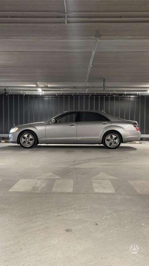 Pelēks Mercedes-Benz S 450 2009 Kauņa, ar dzinēja tilpumu 4.66 L un nobraukumu 363 tūkst. km par 9550 €, foto 6 vietnē AUTOMOTO.COM.LV