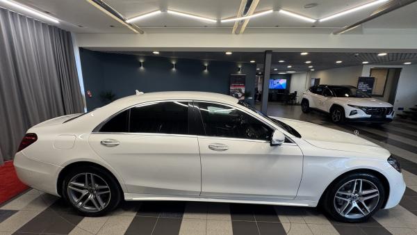 Balts Mercedes-Benz S 450 2019 Rīga, ar dzinēja tilpumu 3.00 L un nobraukumu 168 tūkst. km par 42990 €, foto 3 vietnē AUTOMOTO.COM.LV