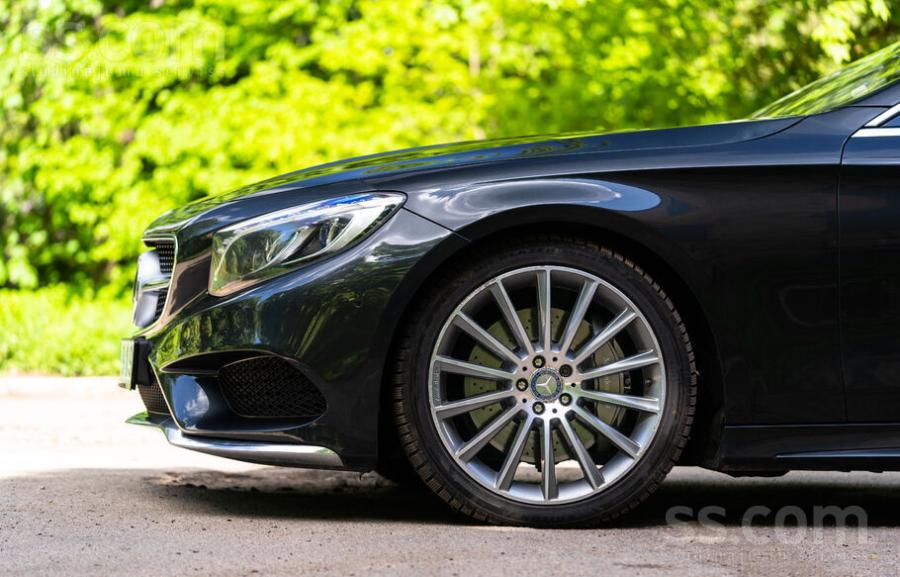 Black Mercedes-Benz S 500 2014 in Riga, with an engine capacity of 4.70 L and mileage of 157 thousand km for 41000 €, photo 9 on AUTOMOTO.COM.LV