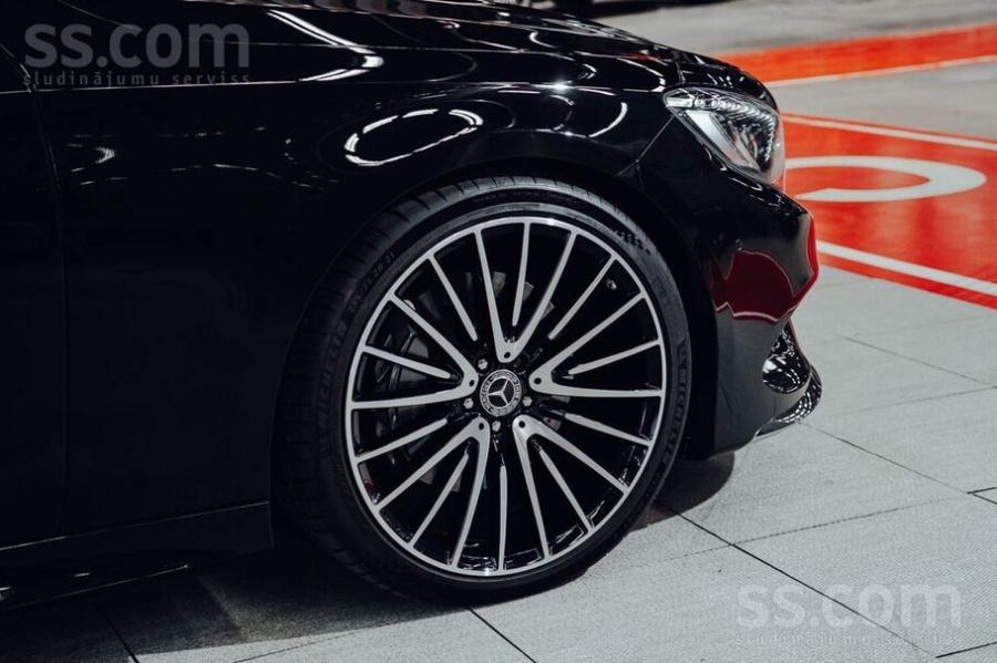 Melns Mercedes-Benz S 500 2015 Rīga, ar dzinēja tilpumu 4.60 L un nobraukumu 64 tūkst. km par 55000 €, foto 10 vietnē AUTOMOTO.COM.LV