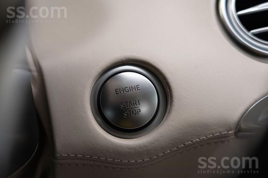 Melns Mercedes-Benz S 500 2015 Rīga, ar dzinēja tilpumu 4.60 L un nobraukumu 64 tūkst. km par 55000 €, foto 18 vietnē AUTOMOTO.COM.LV