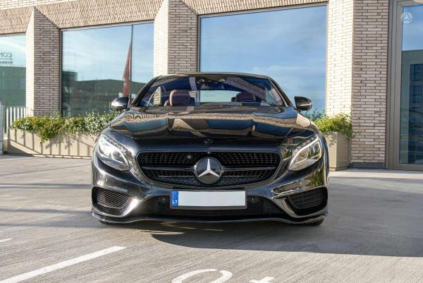 Mercedes-Benz S 500 2015 in Vilnius on AUTOMOTO.COM.LV Black Mercedes-Benz S 500 2015 in Vilnius, with an engine capacity of 4.66 L and mileage of 323 thousand km for 24999 €, photo 4 on AUTOMOTO.COM.LV