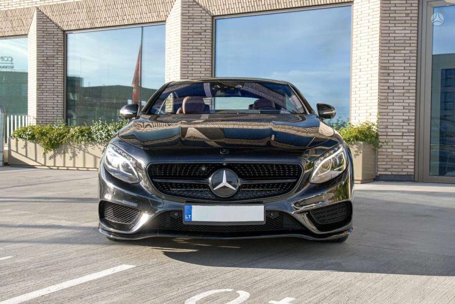 Black Mercedes-Benz S 500 2015 in Vilnius, with an engine capacity of 4.66 L and mileage of 323 thousand km for 24999 €, photo 4 on AUTOMOTO.COM.LV