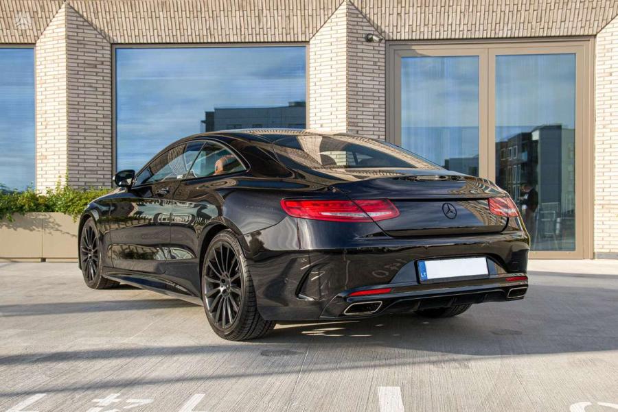 Black Mercedes-Benz S 500 2015 in Vilnius, with an engine capacity of 4.66 L and mileage of 323 thousand km for 24999 €, photo 6 on AUTOMOTO.COM.LV