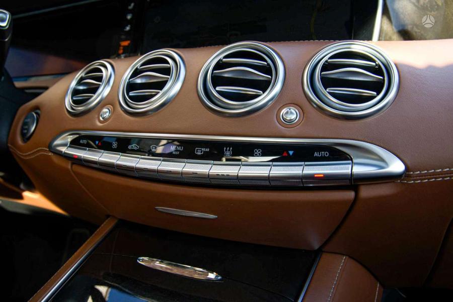 Black Mercedes-Benz S 500 2015 in Vilnius, with an engine capacity of 4.66 L and mileage of 323 thousand km for 24999 €, photo 29 on AUTOMOTO.COM.LV