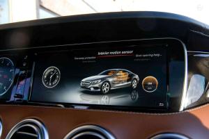 Black Mercedes-Benz S 500 2015 in Vilnius, with an engine capacity of 4.66 L and mileage of 323 thousand km for 24999 €, photo 33 on AUTOMOTO.COM.LV