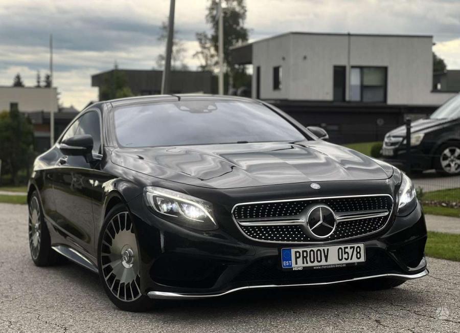 Black Mercedes-Benz S 500 2016 in Tartu, with an engine capacity of 4.66 L and mileage of 173 thousand km for 36500 €, photo 4 on AUTOMOTO.COM.LV
