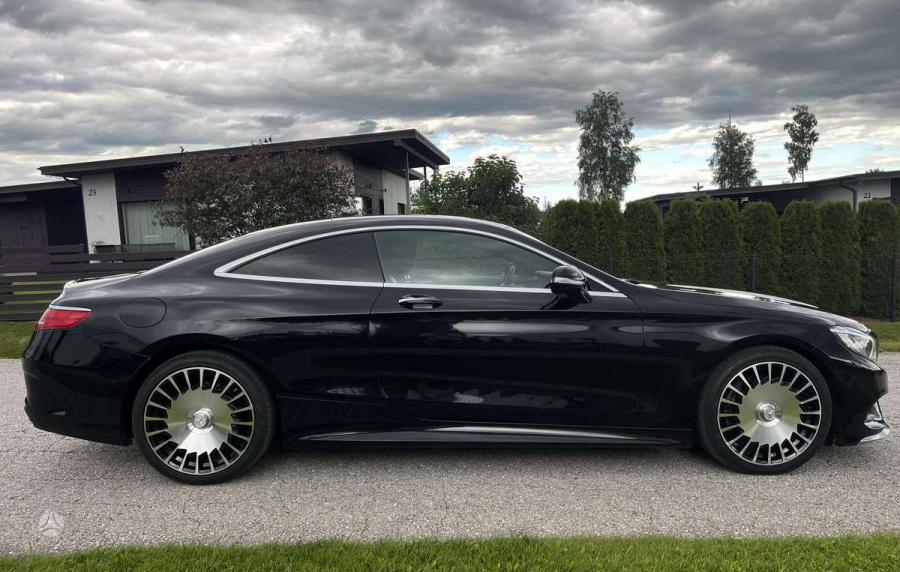 Black Mercedes-Benz S 500 2016 in Tartu, with an engine capacity of 4.66 L and mileage of 173 thousand km for 36500 €, photo 8 on AUTOMOTO.COM.LV