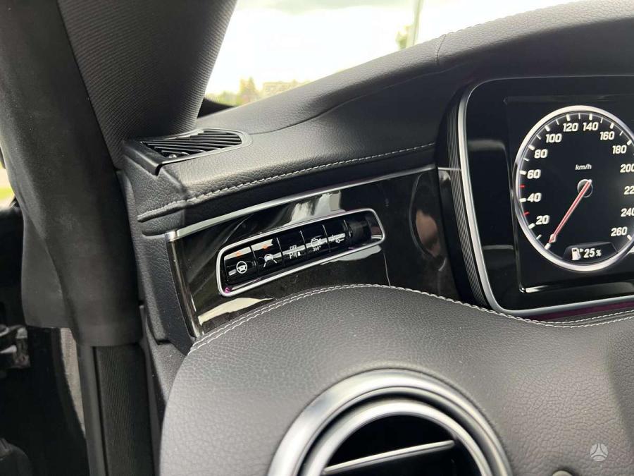 Black Mercedes-Benz S 500 2016 in Tartu, with an engine capacity of 4.66 L and mileage of 173 thousand km for 36500 €, photo 16 on AUTOMOTO.COM.LV