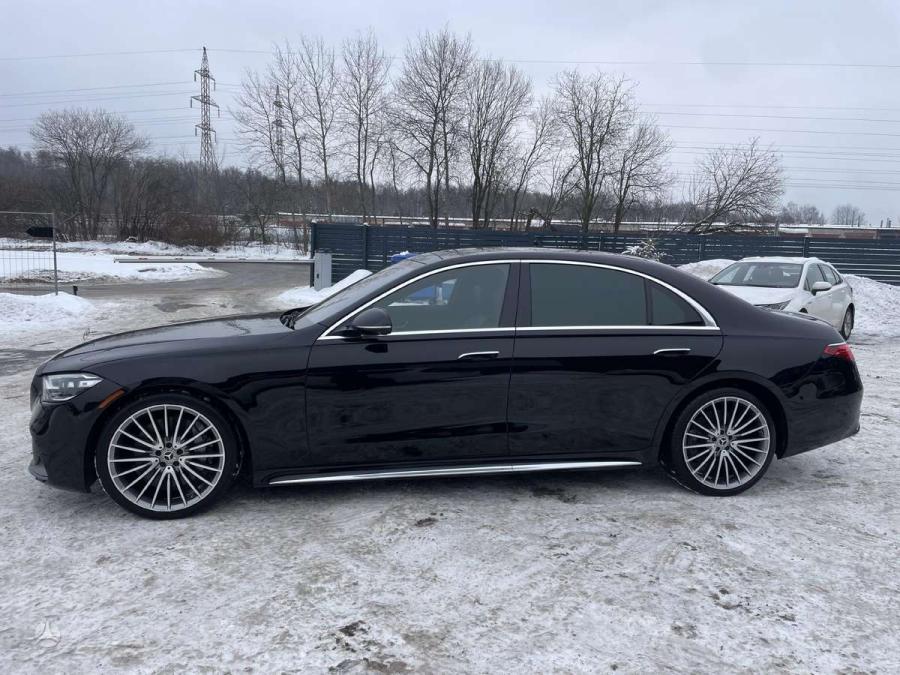 Melns Mercedes-Benz S 500 2022 Kauņa, ar dzinēja tilpumu 3.00 L un nobraukumu 76 tūkst. km par 64000 €, foto 3 vietnē AUTOMOTO.COM.LV