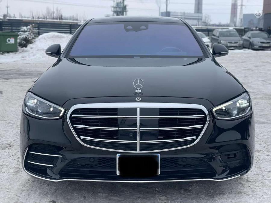 Melns Mercedes-Benz S 500 2022 Kauņa, ar dzinēja tilpumu 3.00 L un nobraukumu 76 tūkst. km par 64000 €, foto 5 vietnē AUTOMOTO.COM.LV