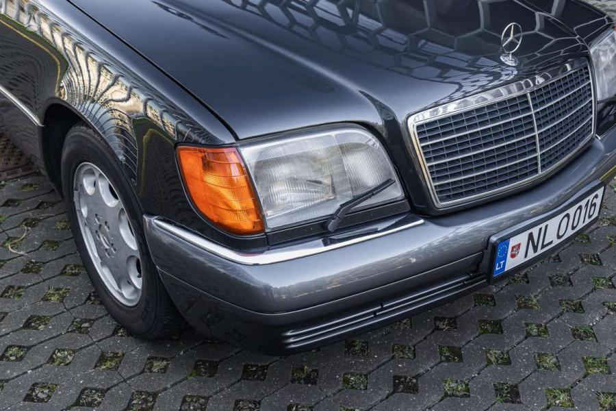 Melns Mercedes-Benz S 500 1992 Viļņa, ar dzinēja tilpumu 4.97 L un nobraukumu 150 tūkst. km par 17500 €, foto 5 vietnē AUTOMOTO.COM.LV