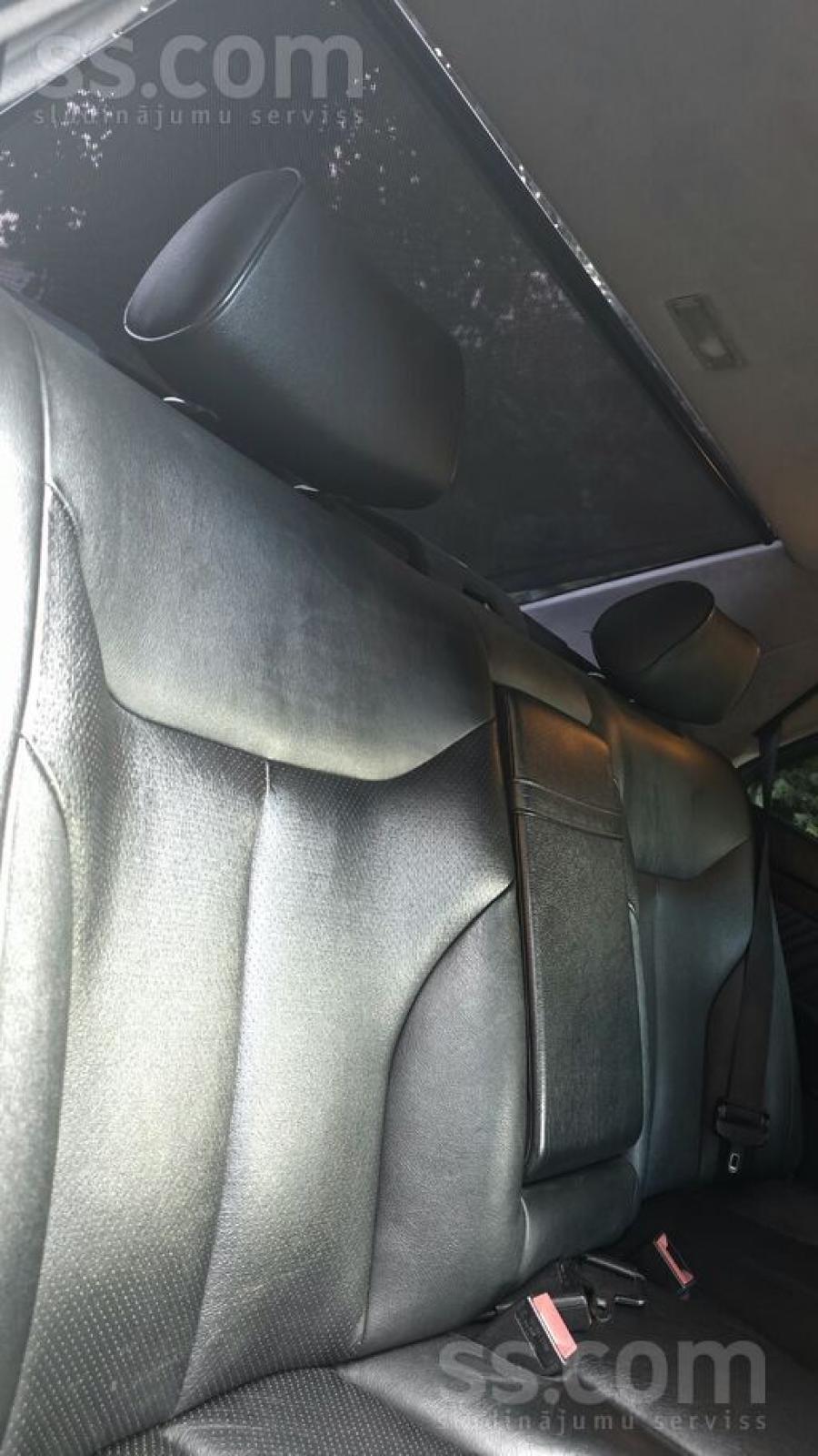 Black Mercedes-Benz S 500 1995 in Tukums, with an engine capacity of 5.00 L and mileage of 144 thousand km for 15500 €, photo 9 on AUTOMOTO.COM.LV