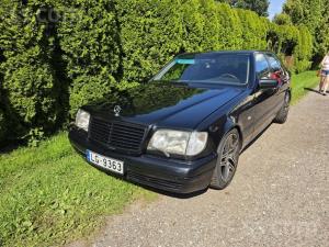 Melns Mercedes-Benz S 500 1997 Rīga, ar dzinēja tilpumu 5.00 L un nobraukumu 400 tūkst. km par 8500 €, foto 4 vietnē AUTOMOTO.COM.LV