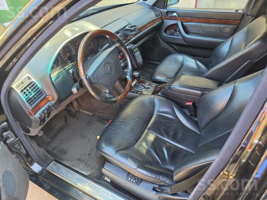 Melns Mercedes-Benz S 500 1997 Rīga, ar dzinēja tilpumu 5.00 L un nobraukumu 400 tūkst. km par 8500 €, foto 6 vietnē AUTOMOTO.COM.LV