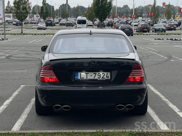 Мерседес С 500 1999 в Рига на AUTOMOTO.COM.LV Черный Мерседес С 500 1999 в Рига, объемом двигателя 5.00 л и пробегом 354 тыс. км за 4650 €, фото 5 на AUTOMOTO.COM.LV