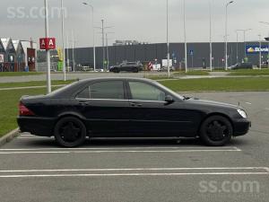Melns Mercedes-Benz S 500 1999 Rīga, ar dzinēja tilpumu 5.00 L un nobraukumu 354 tūkst. km par 4650 €, foto 8 vietnē AUTOMOTO.COM.LV