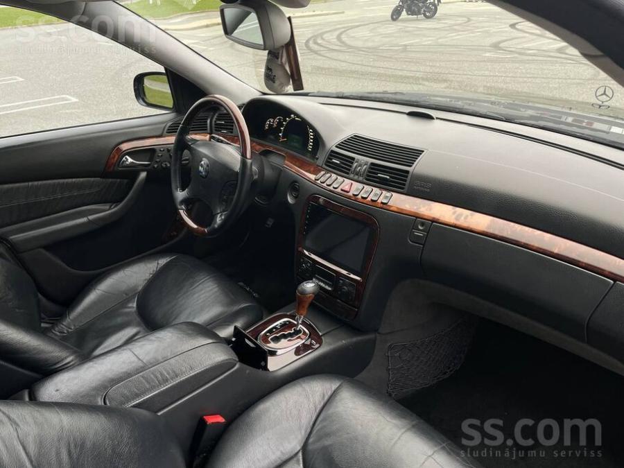 Melns Mercedes-Benz S 500 1999 Rīga, ar dzinēja tilpumu 5.00 L un nobraukumu 354 tūkst. km par 4650 €, foto 9 vietnē AUTOMOTO.COM.LV