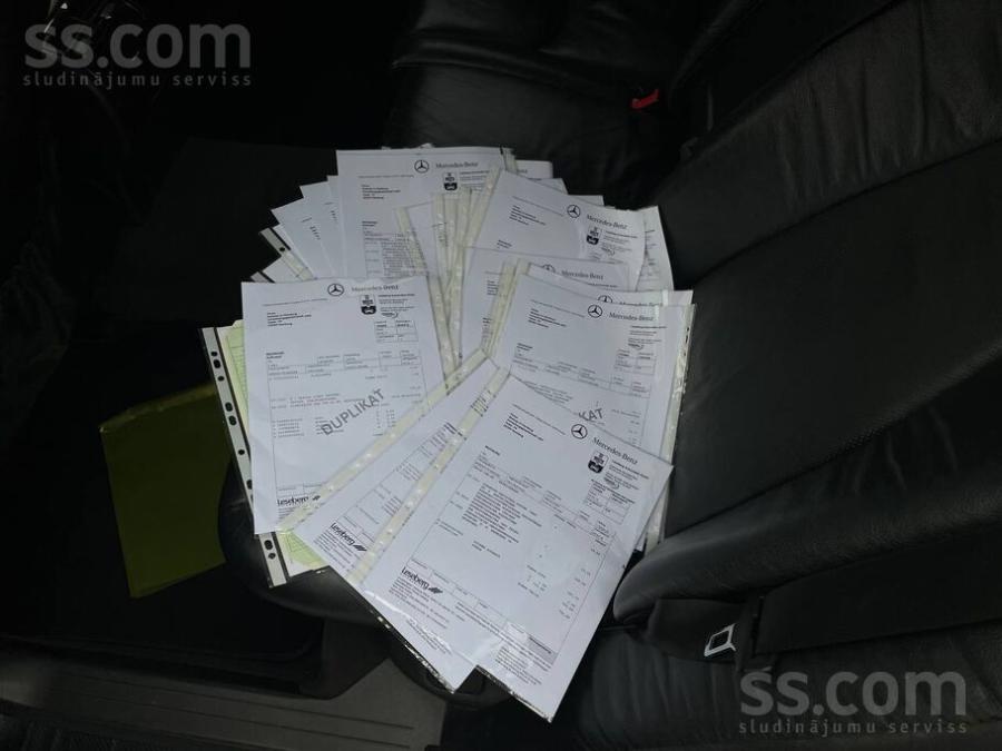 Melns Mercedes-Benz S 500 1999 Rīga, ar dzinēja tilpumu 5.00 L un nobraukumu 354 tūkst. km par 4650 €, foto 16 vietnē AUTOMOTO.COM.LV