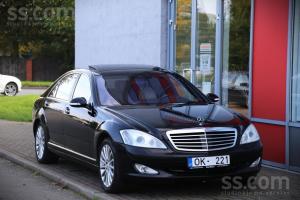 Черный Мерседес С 500 2005 в Рига, объемом двигателя 5.50 л и пробегом 251 тыс. км за 7995 €, фото 5 на AUTOMOTO.COM.LV