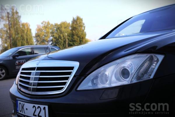 Черный Мерседес С 500 2005 в Рига, объемом двигателя 5.50 л и пробегом 251 тыс. км за 7995 €, фото 9 на AUTOMOTO.COM.LV