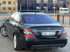 Черный Мерседес С 500 2007 в Елгава, объемом двигателя 5.50 л и пробегом 379 тыс. км за 4200 €, фото 6 на AUTOMOTO.COM.LV