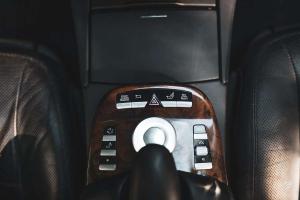 Black Mercedes-Benz S 500 2007 in Vilnius, with an engine capacity of 5.46 L and mileage of 330 thousand km for 7200 €, photo 22 on AUTOMOTO.COM.LV