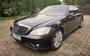 Melns Mercedes-Benz S 500 2007 Rīga, ar dzinēja tilpumu 5.50 L un nobraukumu 223 tūkst. km par 7900 €, foto  vietnē AUTOMOTO.COM.LV