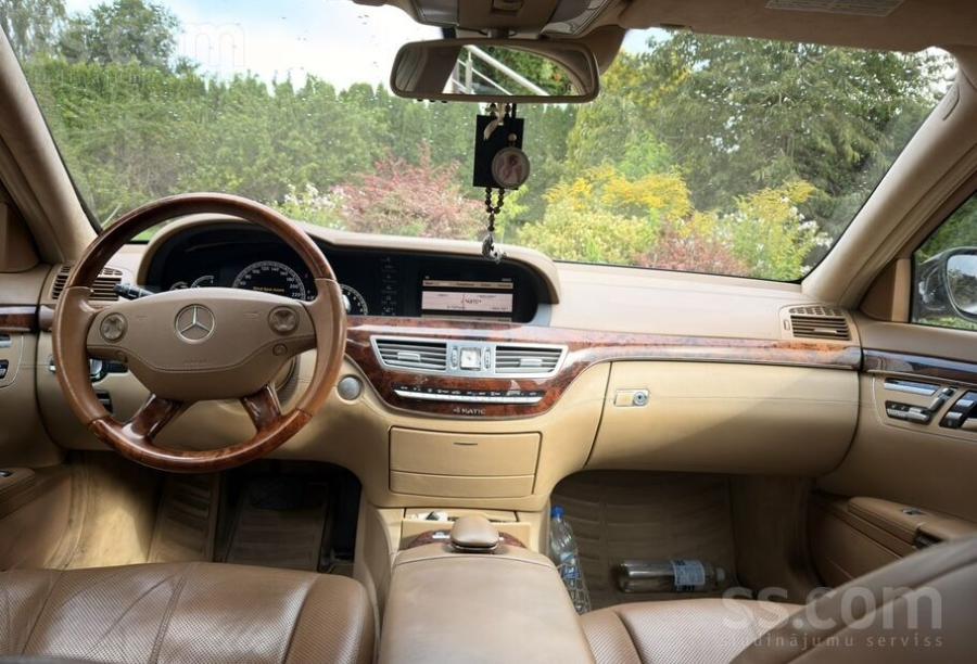 Melns Mercedes-Benz S 500 2007 Rīga, ar dzinēja tilpumu 5.50 L un nobraukumu 223 tūkst. km par 7900 €, foto 6 vietnē AUTOMOTO.COM.LV