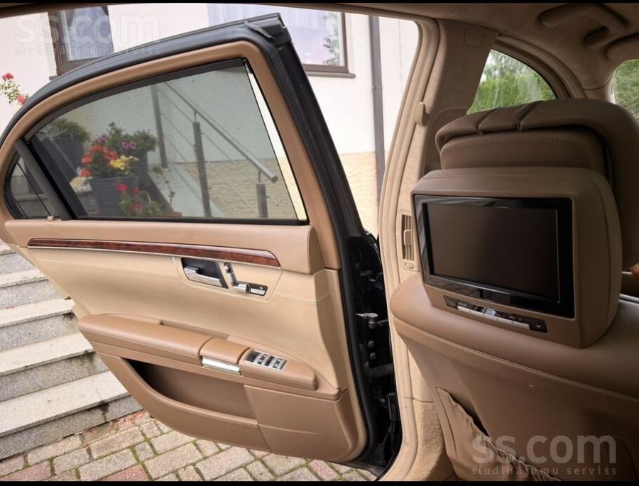 Melns Mercedes-Benz S 500 2007 Rīga, ar dzinēja tilpumu 5.50 L un nobraukumu 223 tūkst. km par 7900 €, foto 8 vietnē AUTOMOTO.COM.LV