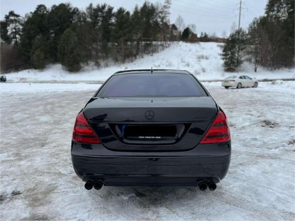Black Mercedes-Benz S 500 2008 in Vilnius, with an engine capacity of 5.46 L and mileage of 310 thousand km for 8000 €, photo 5 on AUTOMOTO.COM.LV