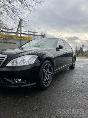 Melns Mercedes-Benz S 500 2008 Rīga, ar dzinēja tilpumu 5.50 L un nobraukumu 345 tūkst. km par 7900 €, foto 3 vietnē AUTOMOTO.COM.LV