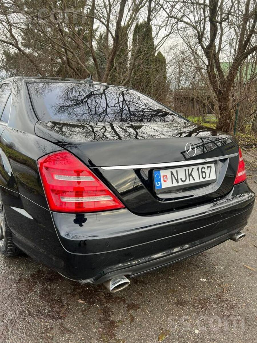 Melns Mercedes-Benz S 500 2008 Rīga, ar dzinēja tilpumu 5.50 L un nobraukumu 345 tūkst. km par 7900 €, foto 5 vietnē AUTOMOTO.COM.LV