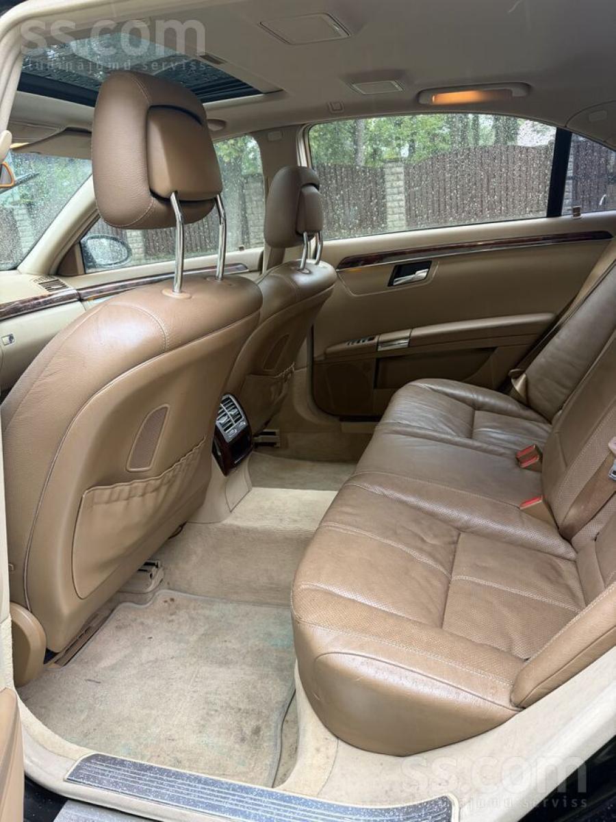 Melns Mercedes-Benz S 500 2008 Rīga, ar dzinēja tilpumu 5.50 L un nobraukumu 345 tūkst. km par 7900 €, foto 20 vietnē AUTOMOTO.COM.LV