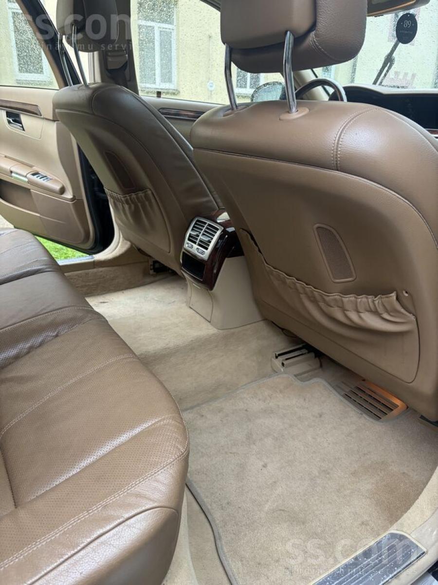Melns Mercedes-Benz S 500 2008 Rīga, ar dzinēja tilpumu 5.50 L un nobraukumu 345 tūkst. km par 7900 €, foto 26 vietnē AUTOMOTO.COM.LV
