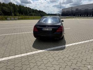 Melns Mercedes-Benz S 500 2009 Viļņa, ar dzinēja tilpumu 5.46 L un nobraukumu 537 tūkst. km par 5500 €, foto 5 vietnē AUTOMOTO.COM.LV