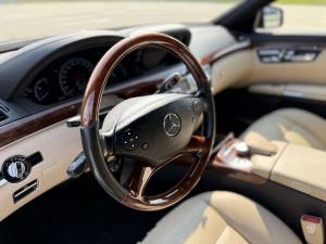 Melns Mercedes-Benz S 500 2009 Viļņa, ar dzinēja tilpumu 5.46 L un nobraukumu 537 tūkst. km par 5500 €, foto 11 vietnē AUTOMOTO.COM.LV