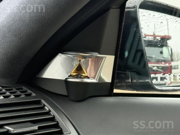 Черный Мерседес С 500 2011 в Рига, объемом двигателя 4.70 л и пробегом 233 тыс. км за 14600 €, фото 9 на AUTOMOTO.COM.LV