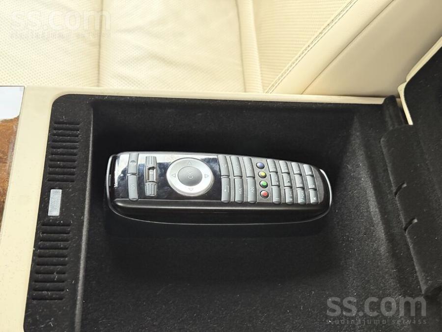 Черный Мерседес С 500 2011 в Рига, объемом двигателя 4.70 л и пробегом 233 тыс. км за 14600 €, фото 12 на AUTOMOTO.COM.LV