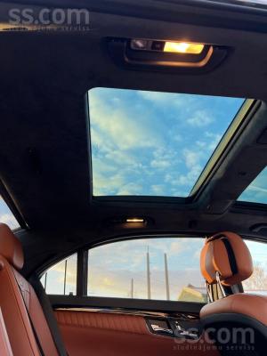 Melns Mercedes-Benz S 500 2011 Rīga, ar dzinēja tilpumu 4.70 L un nobraukumu 181 tūkst. km par 16000 €, foto 10 vietnē AUTOMOTO.COM.LV