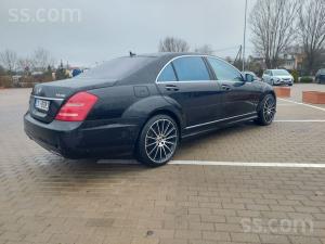 Черный Мерседес С 500 2012 в Рига, объемом двигателя 4.70 л и пробегом 218 тыс. км за 19300 €, фото 5 на AUTOMOTO.COM.LV