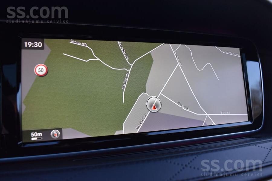 Melns Mercedes-Benz S 500 2013 Kuldīga, ar dzinēja tilpumu 4.70 L un nobraukumu 0 tūkst. km par 29990 €, foto 14 vietnē AUTOMOTO.COM.LV