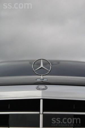 Black Mercedes-Benz S 500 2013 in Riga, with an engine capacity of 4.70 L and mileage of 117 thousand km for 22000 €, photo 9 on AUTOMOTO.COM.LV