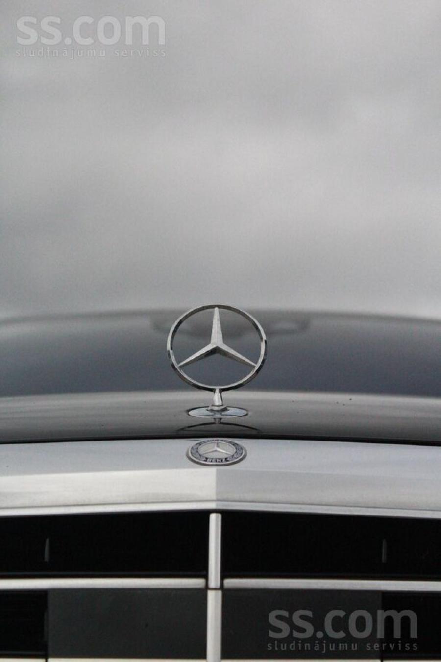 Black Mercedes-Benz S 500 2013 in Riga, with an engine capacity of 4.70 L and mileage of 117 thousand km for 22000 €, photo 9 on AUTOMOTO.COM.LV
