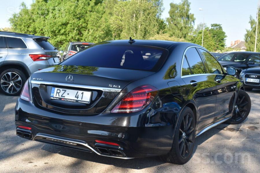 Черный Мерседес С 500 2013 в Кулдига, объемом двигателя 4.70 л и пробегом 0 тыс. км за 31500 €, фото 3 на AUTOMOTO.COM.LV