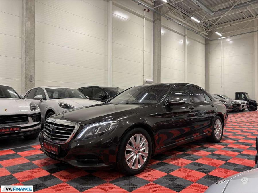 Melns Mercedes-Benz S 500 2014 Viļņa, ar dzinēja tilpumu 4.66 L un nobraukumu 215 tūkst. km par 22999 €, foto 1 vietnē AUTOMOTO.COM.LV
