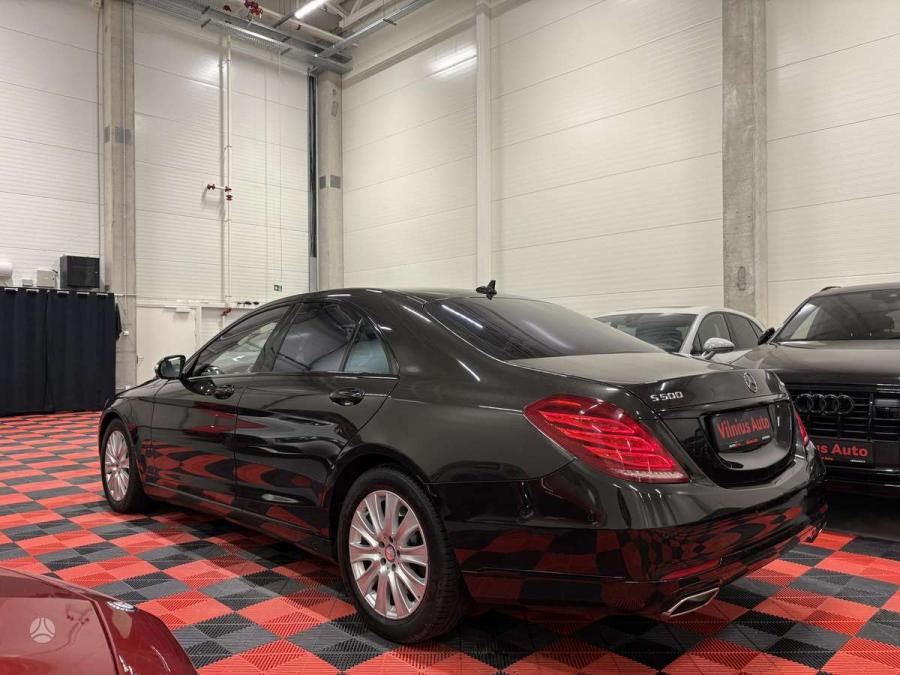 Melns Mercedes-Benz S 500 2014 Viļņa, ar dzinēja tilpumu 4.66 L un nobraukumu 215 tūkst. km par 22999 €, foto 6 vietnē AUTOMOTO.COM.LV