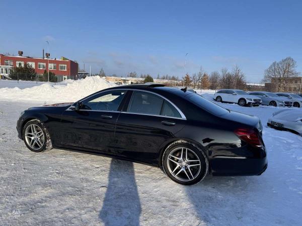 Black Mercedes-Benz S 500 2014 in Telschi, with an engine capacity of 4.66 L and mileage of 289 thousand km for 23500 €, photo 4 on AUTOMOTO.COM.LV